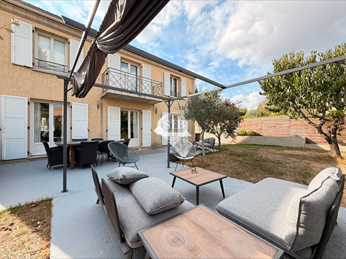 La Ville-du-Bois - Maison 7 pièces à vendre
