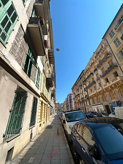 Nice, Garibaldi : Appartement 3 pièces à louer