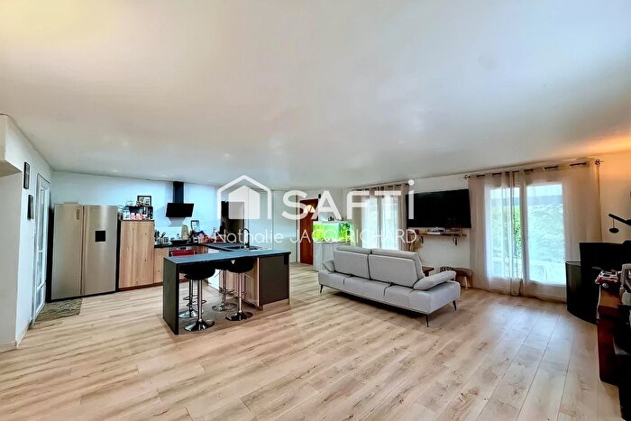 Maison à vendre - Eymet - 6 pièces - 3 chambres