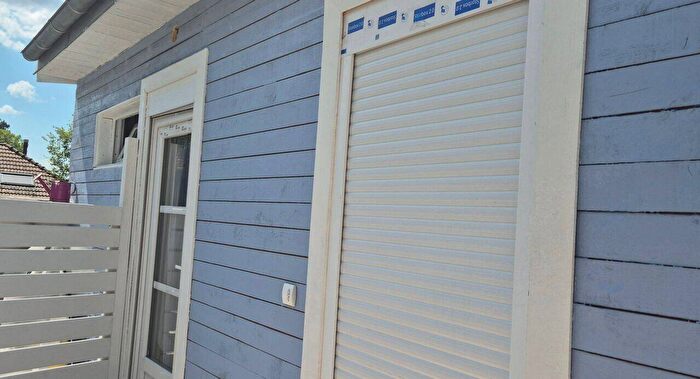 Appartement à louer - Bas Guichet-Centre Est, Orsay - 1 pièce