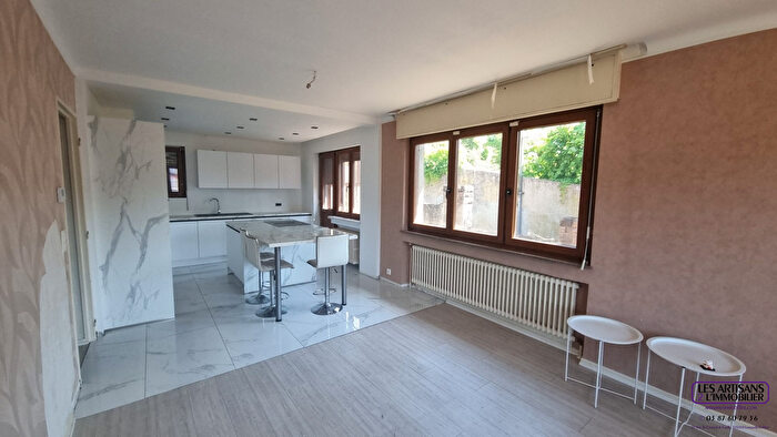 Maisons à vendre et appartements à louer - 3