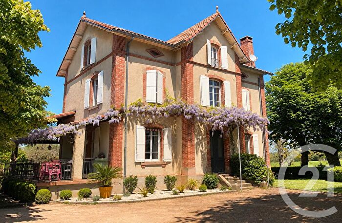 Maison 8 pièces à Saint-Jean-de-Marcel, à vendre