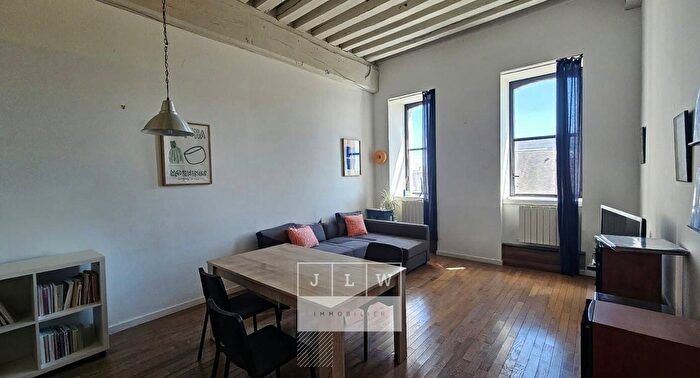 Appartement 2 pièces à Vieux Lille, à louer