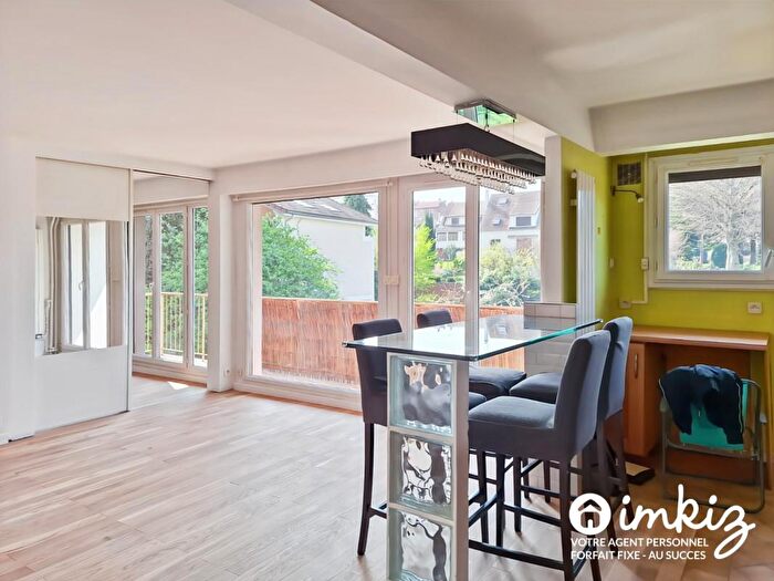 Appartement à vendre - Vitry-sur-Seine, Le Fort - 2 pièces - 1 chambre