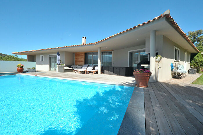 Maison à vendre - Porto-Vecchio - 5 pièces - 4 chambres