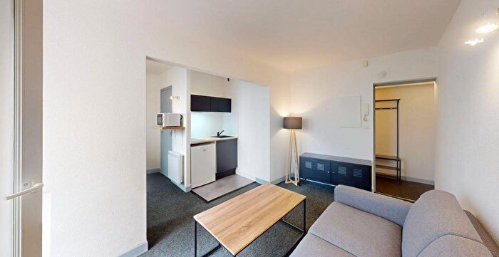 Appartement 1 pièce à Amphitheatre, Rodez, à louer
