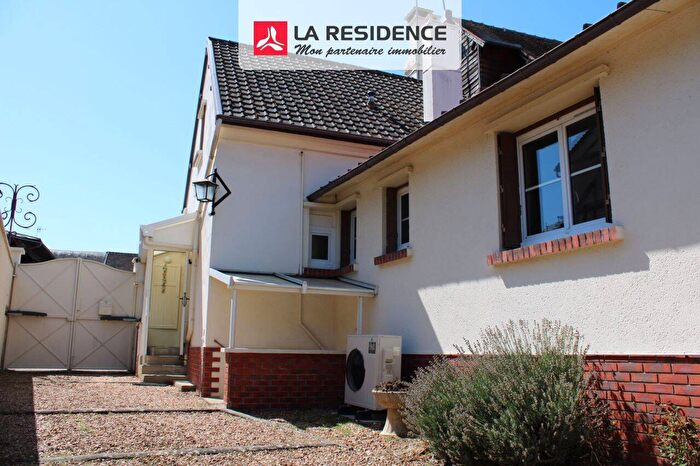 Maison 4 pièces à louer - Mesnils-sur-Iton