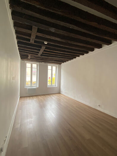 Appartement à louer - Saint-Germain-en-Laye, Centre-ville, Quartiers forestiers - 1 pièce