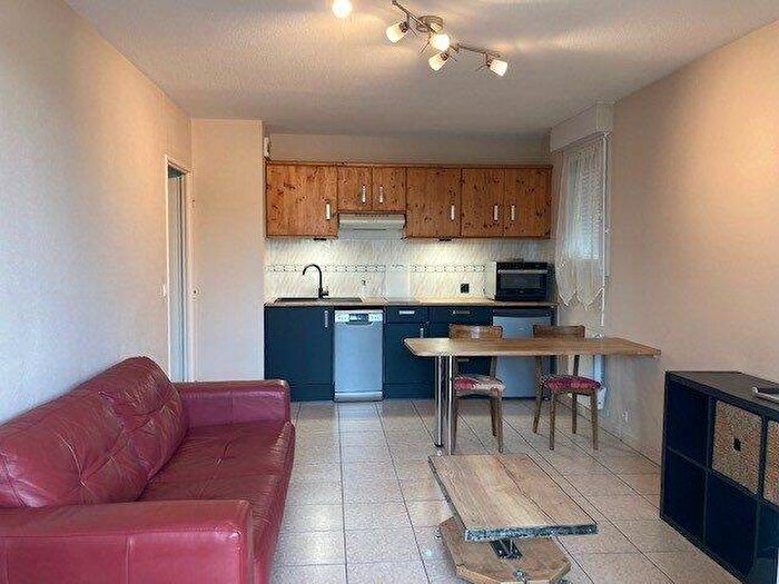 Appartement à louer - Malemort - 2 pièces - 1 chambre