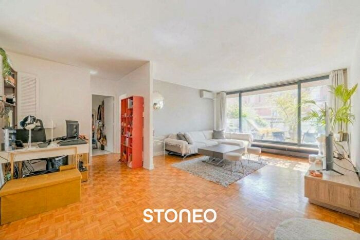 Paris 16ème, Auteuil-Nord, Jasmin, Mirabeau : Appartement 3 pièces à vendre