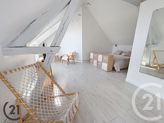 Saint-Maurice-d'Ételan : Appartement 1 pièce à louer