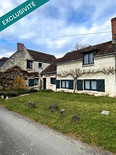 Maison à vendre - Saint-Benoît-la-Forêt - 10 pièces - 4 chambres