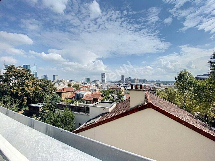 Colline, Puteaux : Appartement 5 pièces à louer
