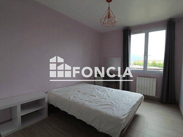 Abry, Grenoble : Appartement 3 pièces à louer