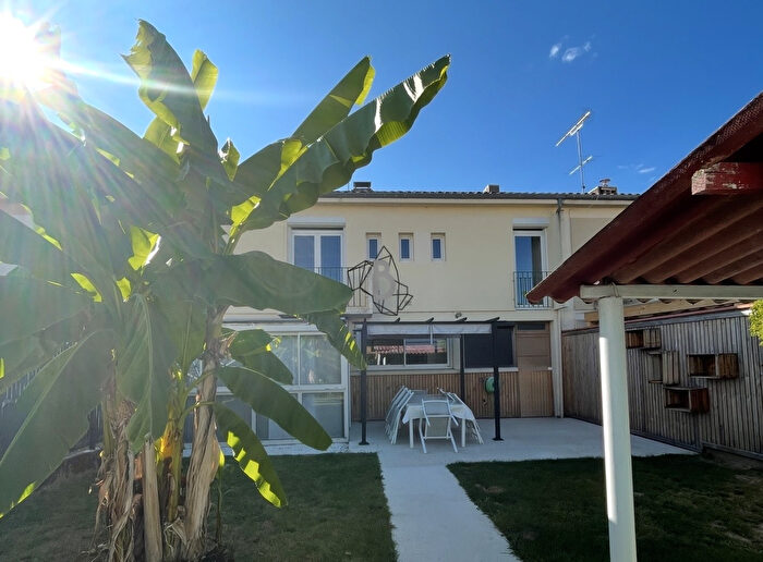 Maison à louer - Saint-Juéry - 4 pièces - 3 chambres