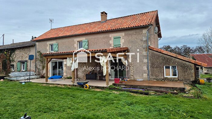 Maison 6 pièces à vendre à Pindray