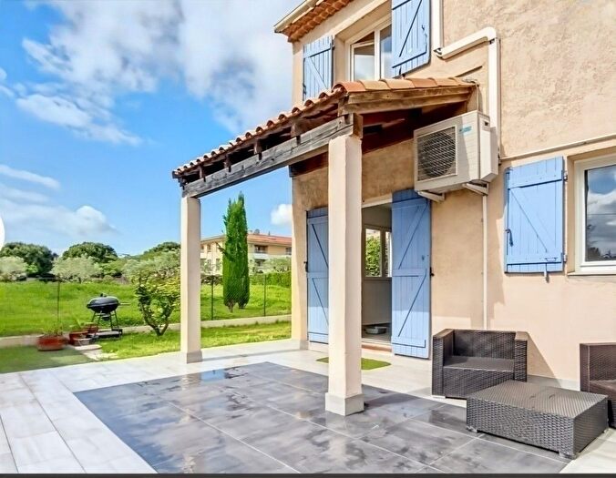 Antibes, Rastines, Super Antibes, Laval, La Fontonne : Maison 4 pièces à vendre