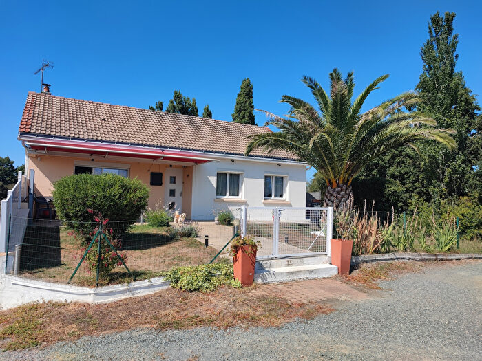 Maison à vendre - Vendrennes - 4 pièces - 2 chambres