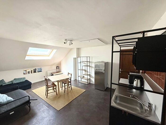 Appartement 2 pièces à Berriat-Ampere, Grenoble, à louer