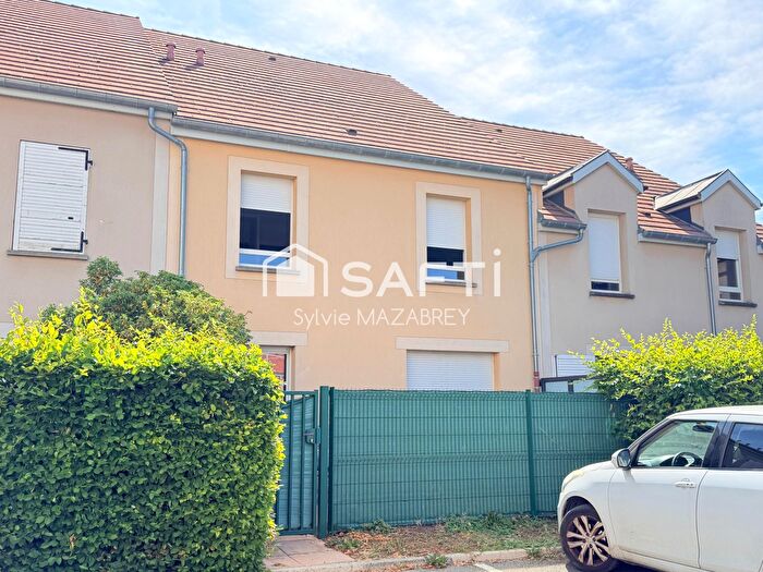 Montereau-Fault-Yonne, Ville basse : Appartement 3 pièces à vendre