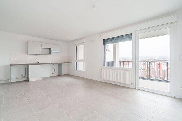 Appartement à louer - Arsenal, Dijon - 3 pièces - 2 chambres