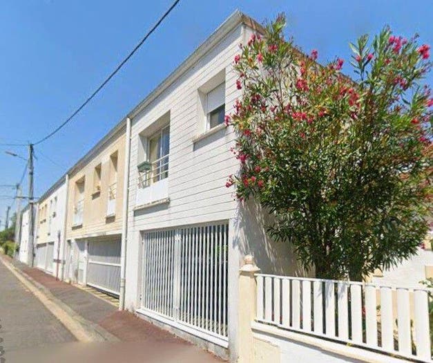 Croix de Leysotte-Chanteloiseau-Saint Bris, Villenave-d'Ornon - Appartement 1 pièce à louer