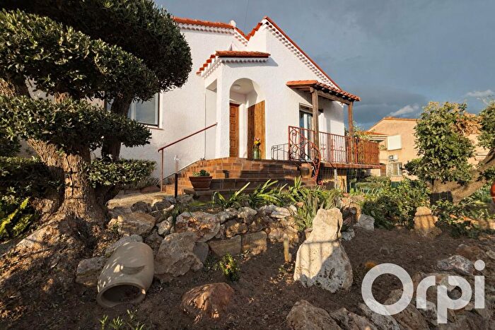 Maison à vendre - Saint-Génis-des-Fontaines - 4 pièces - 3 chambres