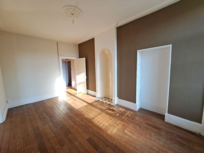 Appartement à louer - Toul, Centre-ville - 2 pièces - 1 chambre