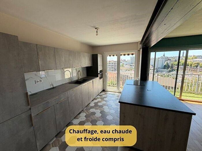 Bénédictins-Montplaisir, Limoges : Appartement 4 pièces à louer