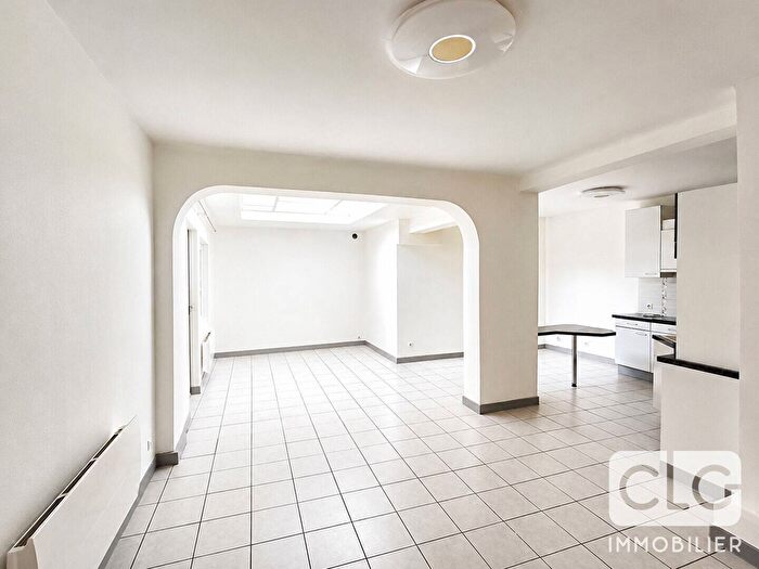 Appartement 3 pièces à Centre Ville, Quimper, à louer