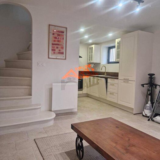 Appartement à louer - Chaumontel - 2 pièces - 1 chambre