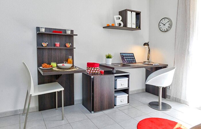 Appartement à louer - Aguillon, Toulon - 1 pièce