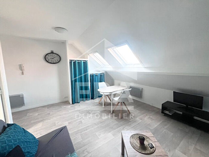 Appartement à louer - Calais, Hôtel de ville - 1 pièce