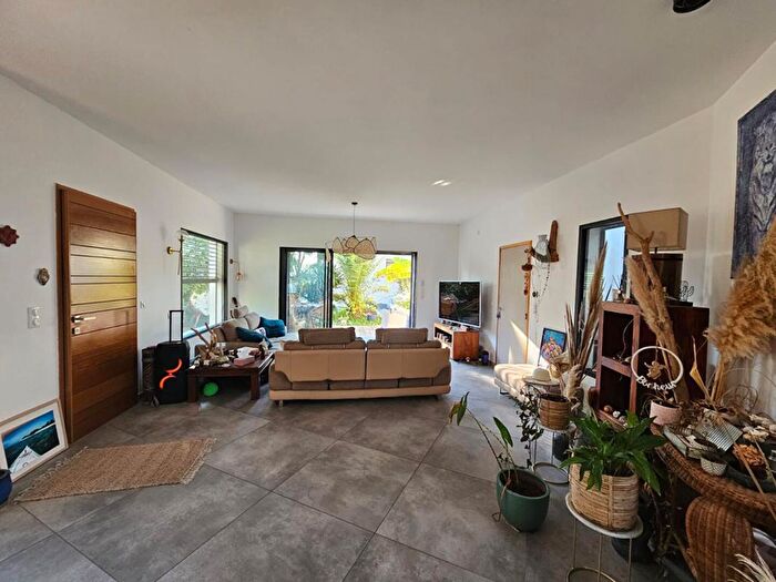 Maison 4 pièces à Sausset-les-Pins, à vendre