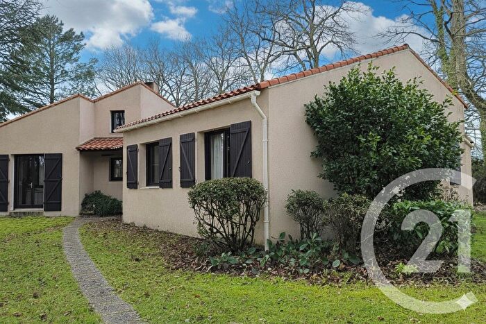 Maison à vendre - Le Cellier - 5 pièces - 3 chambres