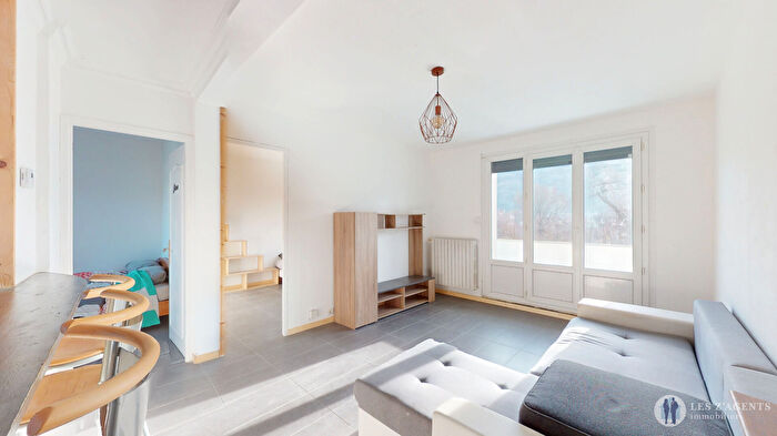 Appartement à vendre - Saint-Martin-dHères, Teyssere - 4 pièces - 3 chambres