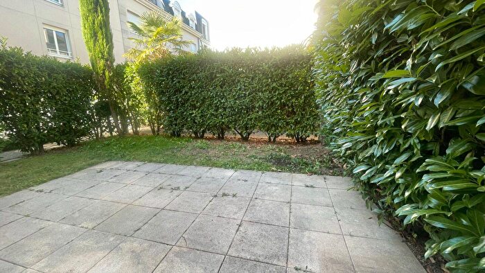 Maison 5 pièces à louer - Mairie, Garches