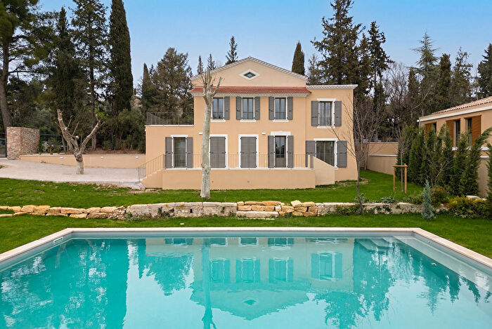 Maison à vendre - Aix-en-Provence - 6 pièces - 4 chambres