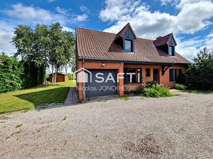 Maison 6 pièces à Vieux-Berquin, à vendre