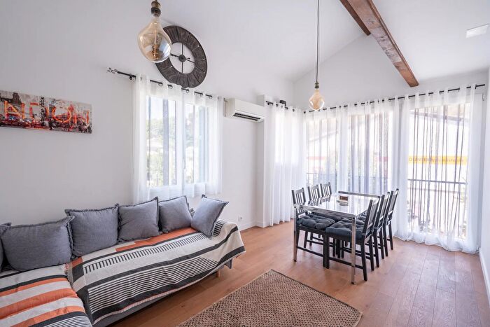 Appartement 5 pièces à louer à Nice, Pasteur