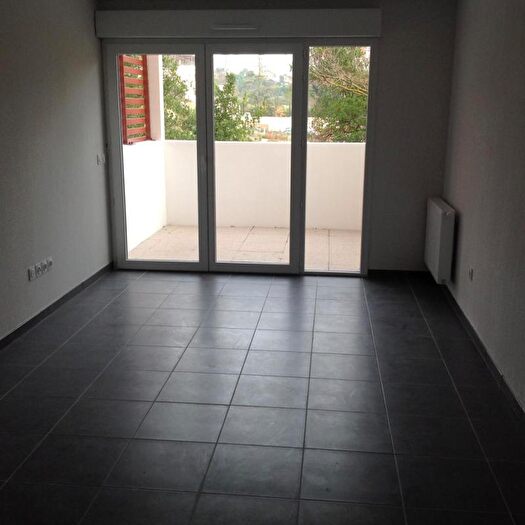 Appartement à louer - Juvignac - 2 pièces - 1 chambre