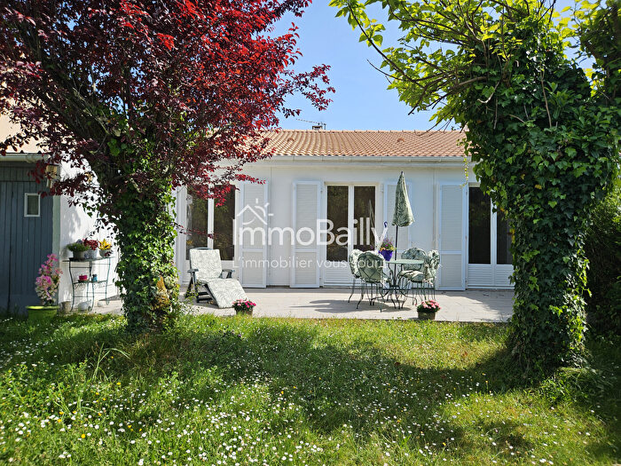 Maison à vendre - Léognan - 4 pièces - 3 chambres