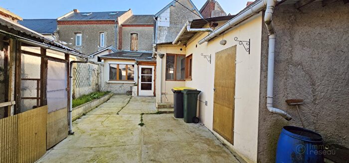 Maison à vendre - Esquennoy - 6 pièces - 4 chambres