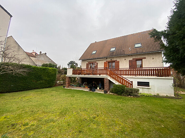 Maison à vendre - Nanterre, Mont Valérien - 7 pièces - 4 chambres