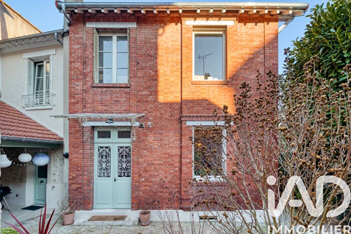 Maison à vendre - Orgeval - 6 pièces - 4 chambres