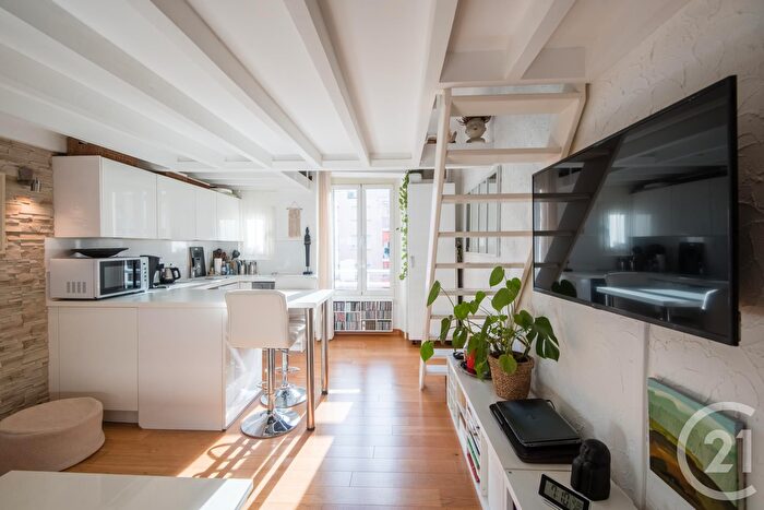 Nice, Le Port - Appartement 2 pièces à vendre
