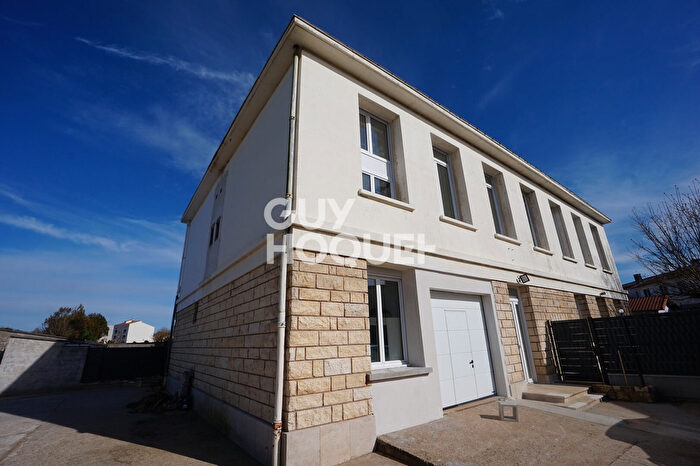 Royan, Marne-Yeuse, Royan : Appartement 2 pièces à vendre