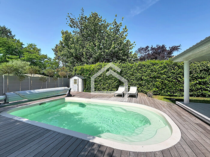 Saint-Aubin-de-Médoc : Maison 5 pièces à vendre