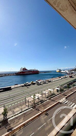 Appartement 4 pièces à Bastia, à louer