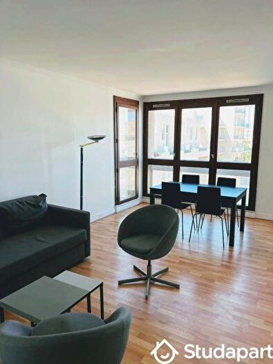 Appartement à louer - Touleuses-Bocages, Cergy - 1 pièce - 1 chambre